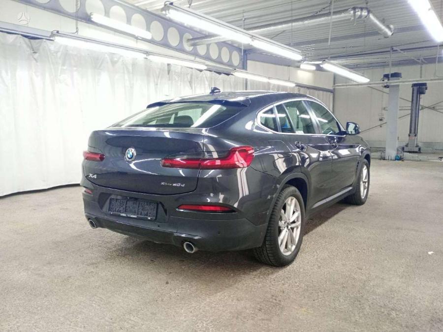 Grey BMW X4 2020 in Vilnius, with an engine capacity of 2.00 L and mileage of 204 thousand km for 23990 €, photo 4 on AUTOMOTO.COM.LV