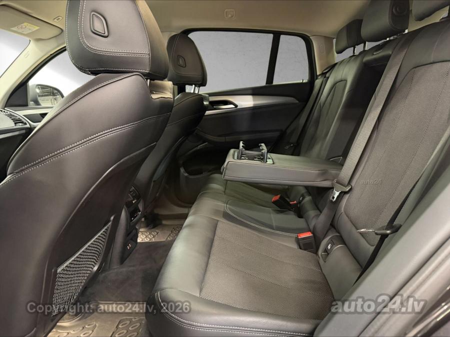 Pelēks BMW X4 2020 Tallina, ar dzinēja tilpumu 2.00 L un nobraukumu 98 tūkst. km par 34500 €, foto 12 vietnē AUTOMOTO.COM.LV