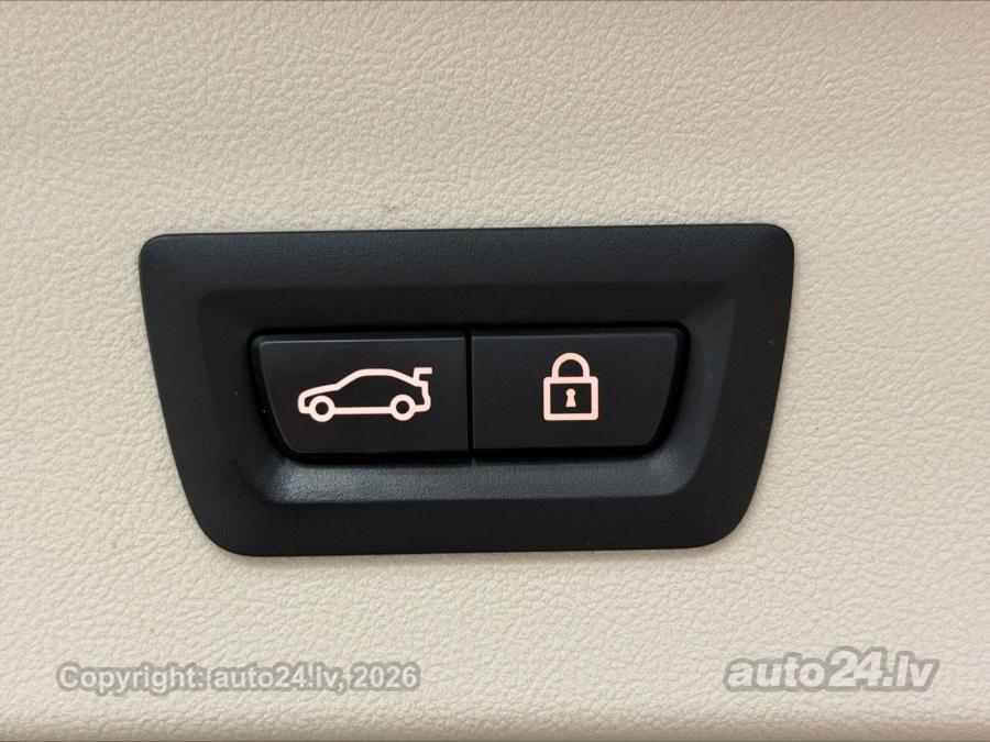 Pelēks BMW X4 2020 Tallina, ar dzinēja tilpumu 2.00 L un nobraukumu 98 tūkst. km par 34500 €, foto 28 vietnē AUTOMOTO.COM.LV