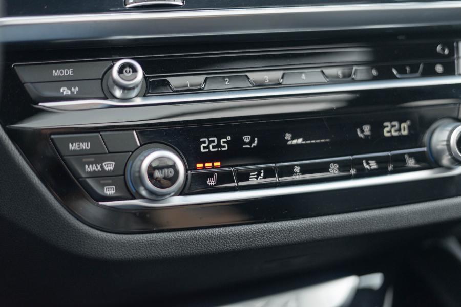 Pelēks BMW X4 2020 Rīga, ar dzinēja tilpumu 2.00 L un nobraukumu 166 tūkst. km par 31550 €, foto 23 vietnē AUTOMOTO.COM.LV