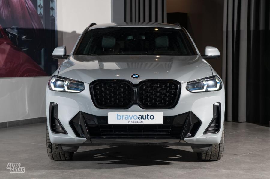 Pelēks BMW X4 2021 Kauņa, ar dzinēja tilpumu 3.00 L un nobraukumu 123 tūkst. km par 42774 €, foto 2 vietnē AUTOMOTO.COM.LV