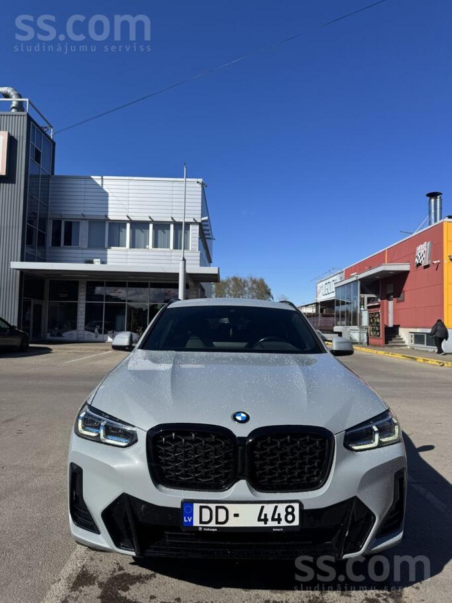 Grey BMW X4 2021 in Riga, with an engine capacity of 2.00 L and mileage of 108 thousand km for 44000 €, photo 5 on AUTOMOTO.COM.LV