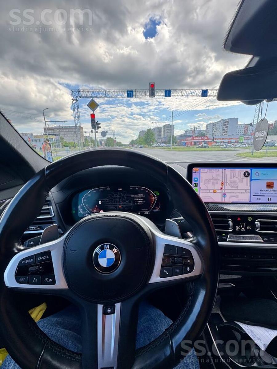 Grey BMW X4 2021 in Riga, with an engine capacity of 2.00 L and mileage of 108 thousand km for 44000 €, photo 7 on AUTOMOTO.COM.LV