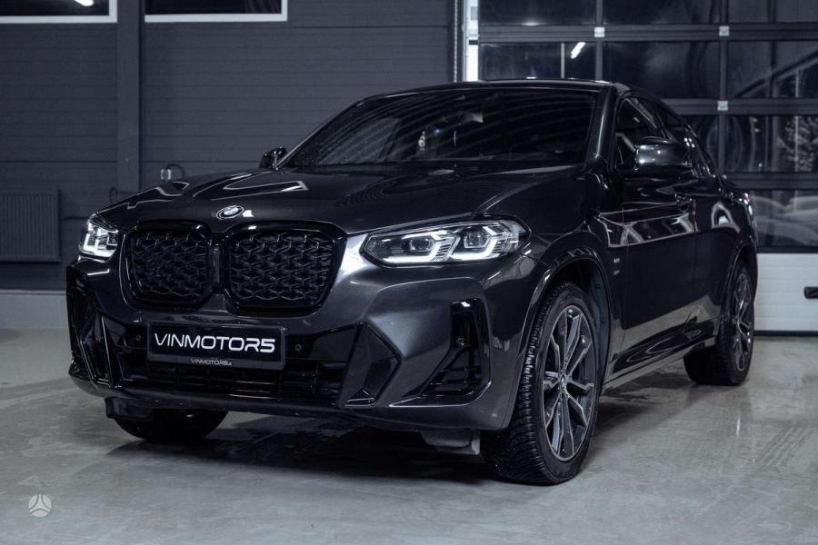 Grey BMW X4 2022 in Vilnius, with an engine capacity of 2.00 L and mileage of 22 thousand km for 38500 €, photo 1 on AUTOMOTO.COM.LV