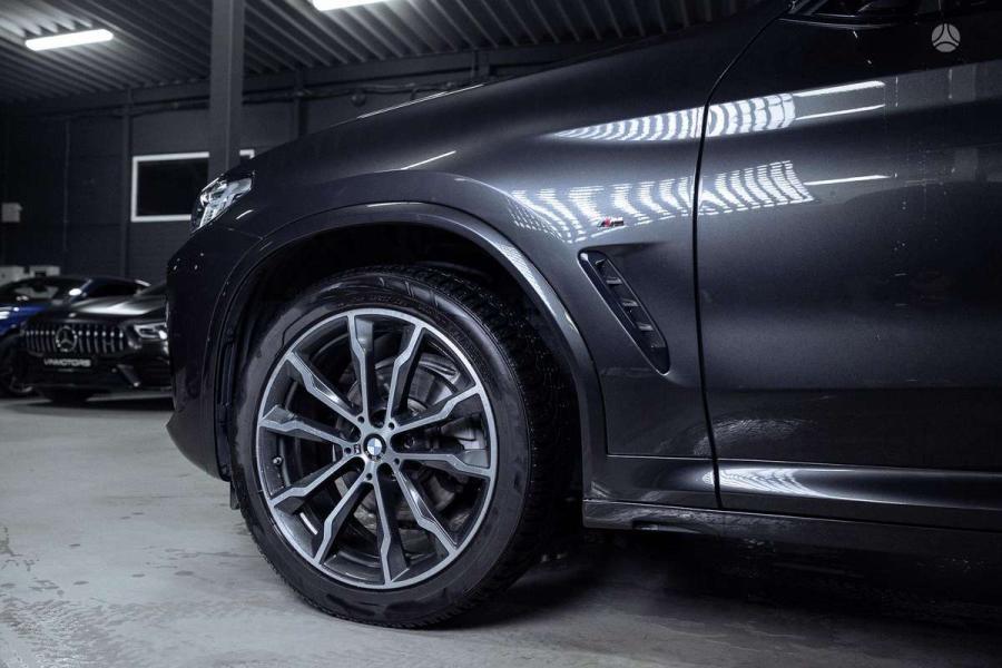 Grey BMW X4 2022 in Vilnius, with an engine capacity of 2.00 L and mileage of 22 thousand km for 38500 €, photo 7 on AUTOMOTO.COM.LV