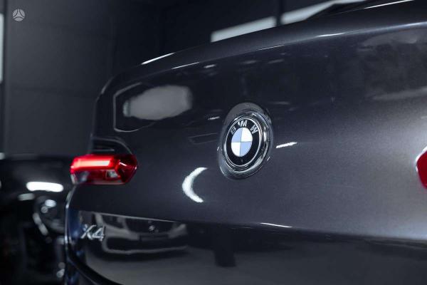 Grey BMW X4 2022 in Vilnius, with an engine capacity of 2.00 L and mileage of 22 thousand km for 38500 €, photo 9 on AUTOMOTO.COM.LV