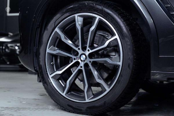 Grey BMW X4 2022 in Vilnius, with an engine capacity of 2.00 L and mileage of 22 thousand km for 38500 €, photo 11 on AUTOMOTO.COM.LV