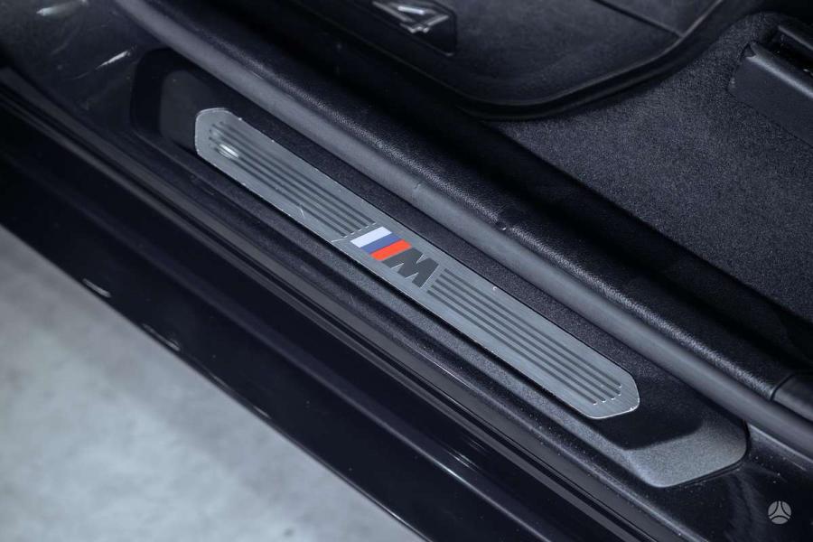 Grey BMW X4 2022 in Vilnius, with an engine capacity of 2.00 L and mileage of 22 thousand km for 38500 €, photo 21 on AUTOMOTO.COM.LV