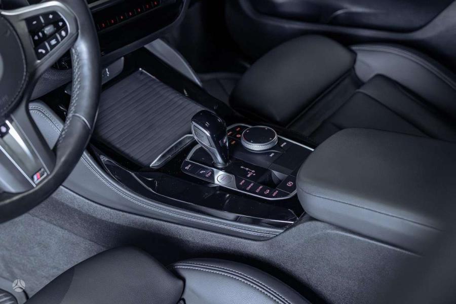 Grey BMW X4 2022 in Vilnius, with an engine capacity of 2.00 L and mileage of 22 thousand km for 38500 €, photo 23 on AUTOMOTO.COM.LV