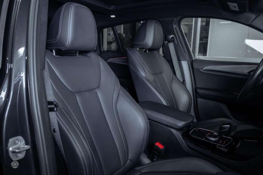 Grey BMW X4 2022 in Vilnius, with an engine capacity of 2.00 L and mileage of 22 thousand km for 38500 €, photo 28 on AUTOMOTO.COM.LV
