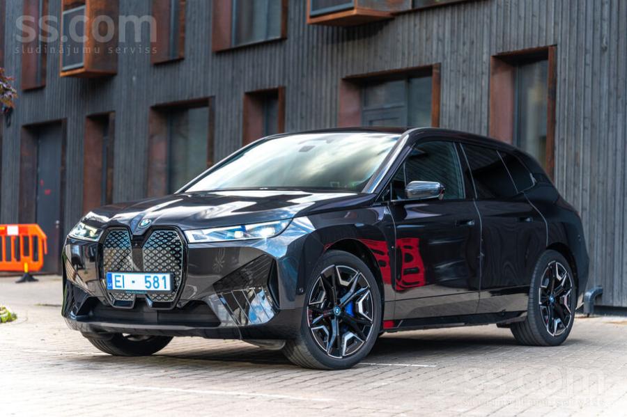 Pelēks BMW X4 2022 Rīga, ar dzinēja tilpumu 3.00 L un nobraukumu 23 tūkst. km par 47500 €, foto 1 vietnē AUTOMOTO.COM.LV