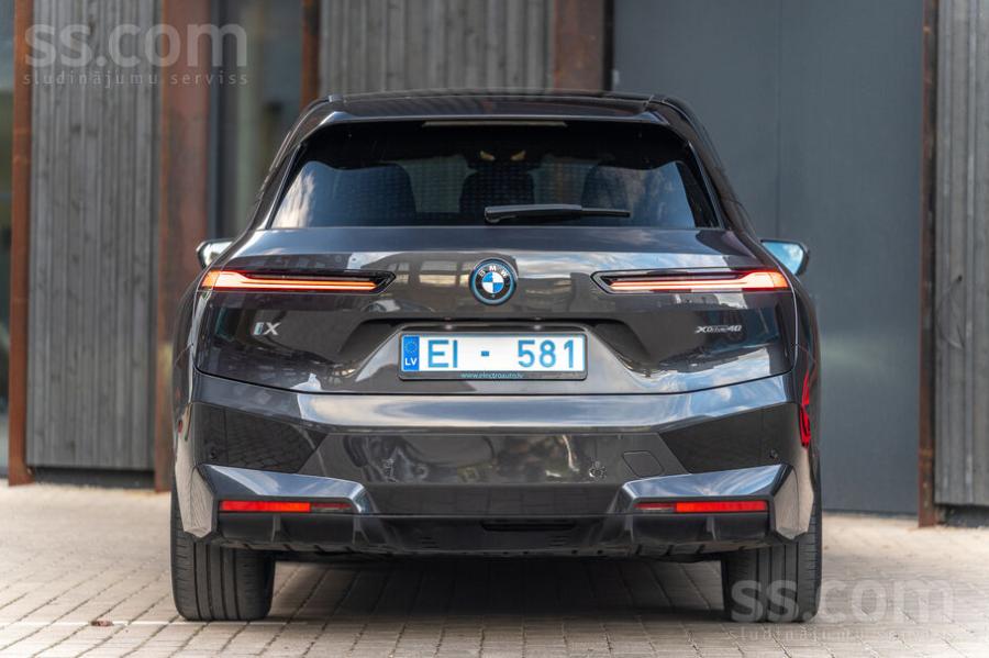 Pelēks BMW X4 2022 Rīga, ar dzinēja tilpumu 3.00 L un nobraukumu 23 tūkst. km par 47500 €, foto 6 vietnē AUTOMOTO.COM.LV