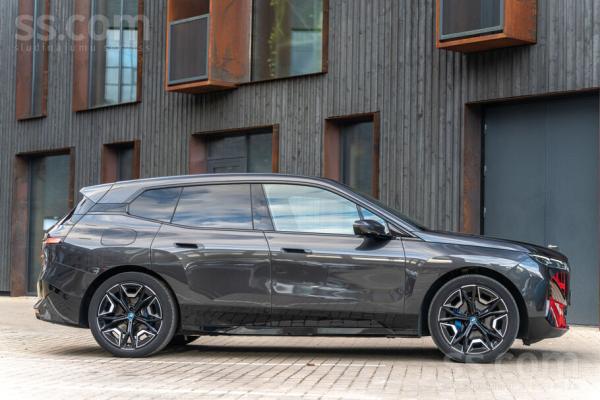 BMW X4 2022 Rīga vietnē Pelēks BMW X4 2022 Rīga, ar dzinēja tilpumu 3.00 L un nobraukumu 23 tūkst. km par 47500 €, foto 10 vietnē AUTOMOTO.COM.LV