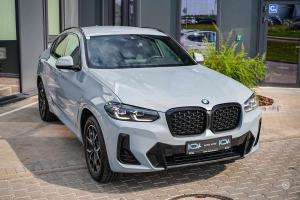 Grey BMW X4 2023 in Kaunas, with an engine capacity of 2.00 L and mileage of 185 thousand km for 36950 €, photo 3 on AUTOMOTO.COM.LV