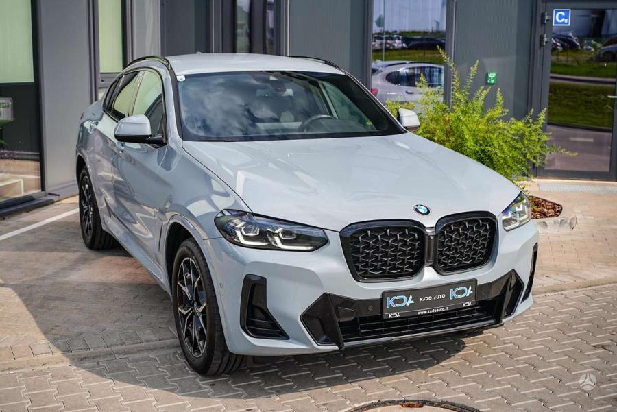 Grey BMW X4 2023 in Kaunas, with an engine capacity of 2.00 L and mileage of 185 thousand km for 36950 €, photo 3 on AUTOMOTO.COM.LV