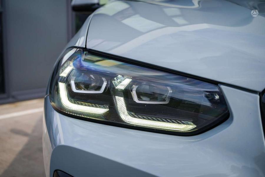 Grey BMW X4 2023 in Kaunas, with an engine capacity of 2.00 L and mileage of 185 thousand km for 36950 €, photo 8 on AUTOMOTO.COM.LV