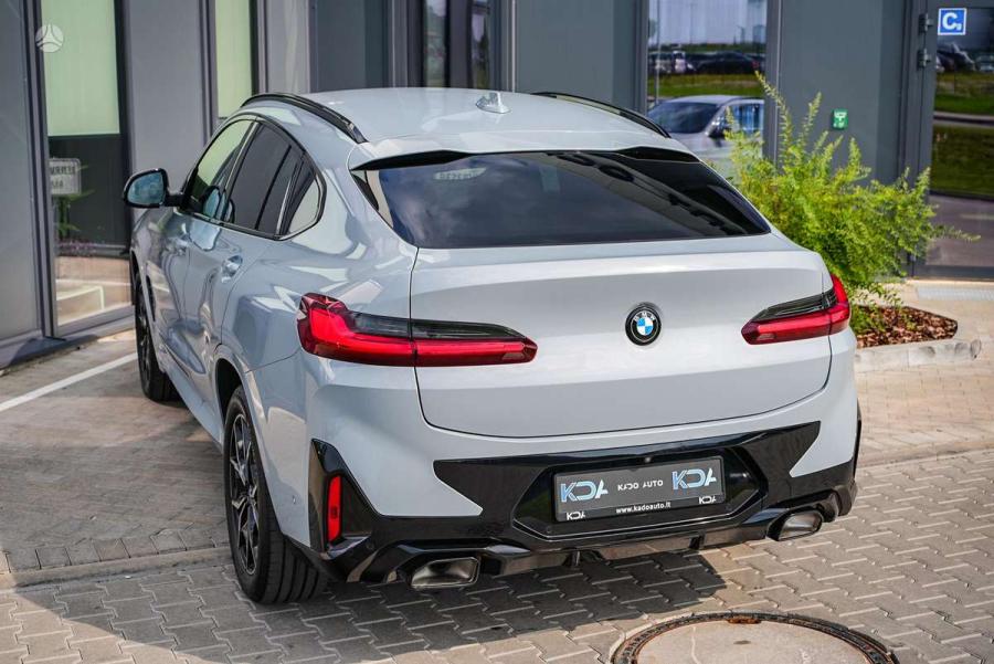 Grey BMW X4 2023 in Kaunas, with an engine capacity of 2.00 L and mileage of 185 thousand km for 36950 €, photo 11 on AUTOMOTO.COM.LV