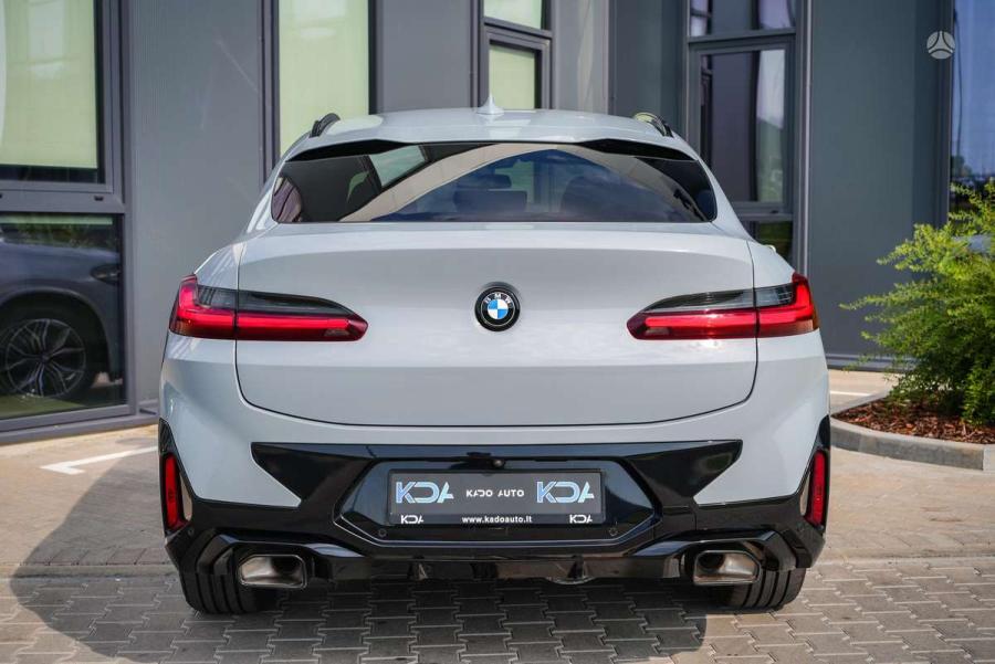 Grey BMW X4 2023 in Kaunas, with an engine capacity of 2.00 L and mileage of 185 thousand km for 36950 €, photo 12 on AUTOMOTO.COM.LV