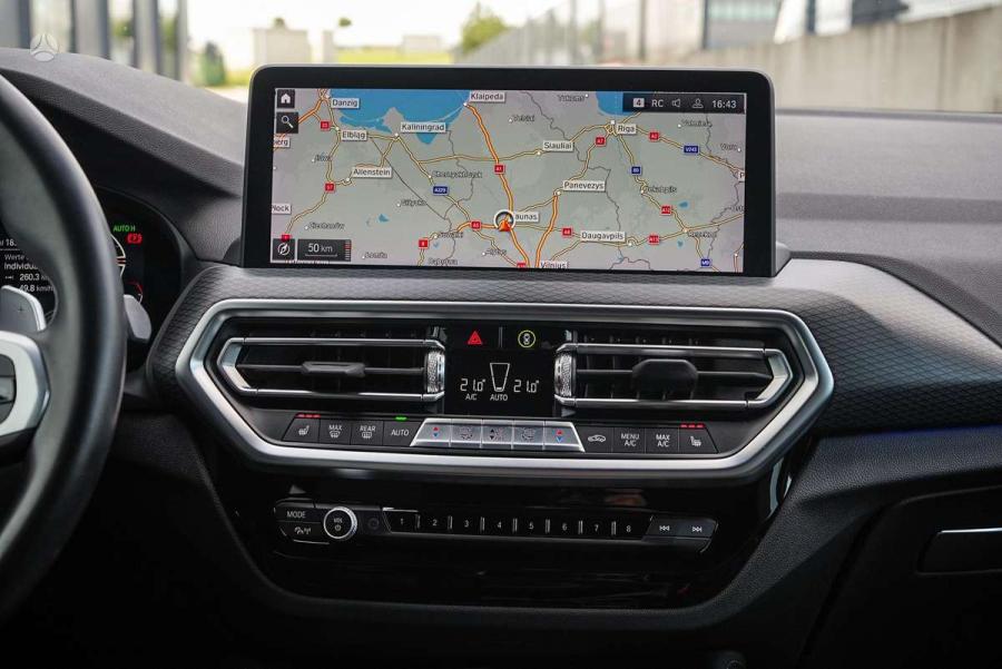 Grey BMW X4 2023 in Kaunas, with an engine capacity of 2.00 L and mileage of 185 thousand km for 36950 €, photo 21 on AUTOMOTO.COM.LV