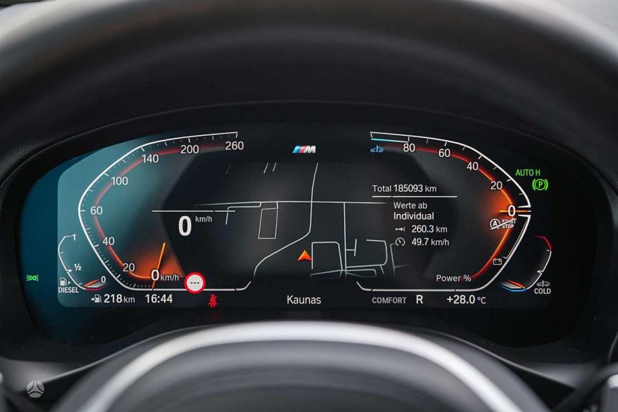 Grey BMW X4 2023 in Kaunas, with an engine capacity of 2.00 L and mileage of 185 thousand km for 36950 €, photo 27 on AUTOMOTO.COM.LV