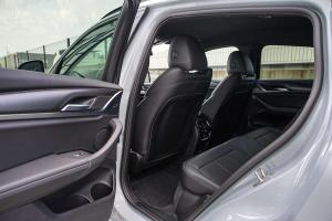 Grey BMW X4 2023 in Kaunas, with an engine capacity of 2.00 L and mileage of 185 thousand km for 36950 €, photo 35 on AUTOMOTO.COM.LV