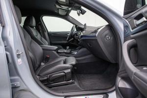 Grey BMW X4 2023 in Kaunas, with an engine capacity of 2.00 L and mileage of 185 thousand km for 36950 €, photo 42 on AUTOMOTO.COM.LV