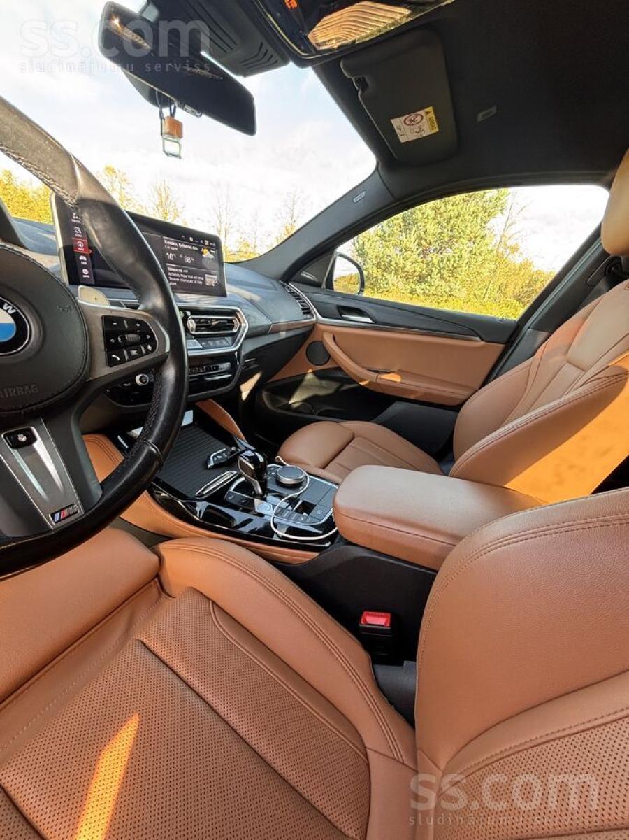 Grey BMW X4 2023 in Riga, with an engine capacity of 2.00 L and mileage of 49 thousand km for 43000 €, photo 6 on AUTOMOTO.COM.LV