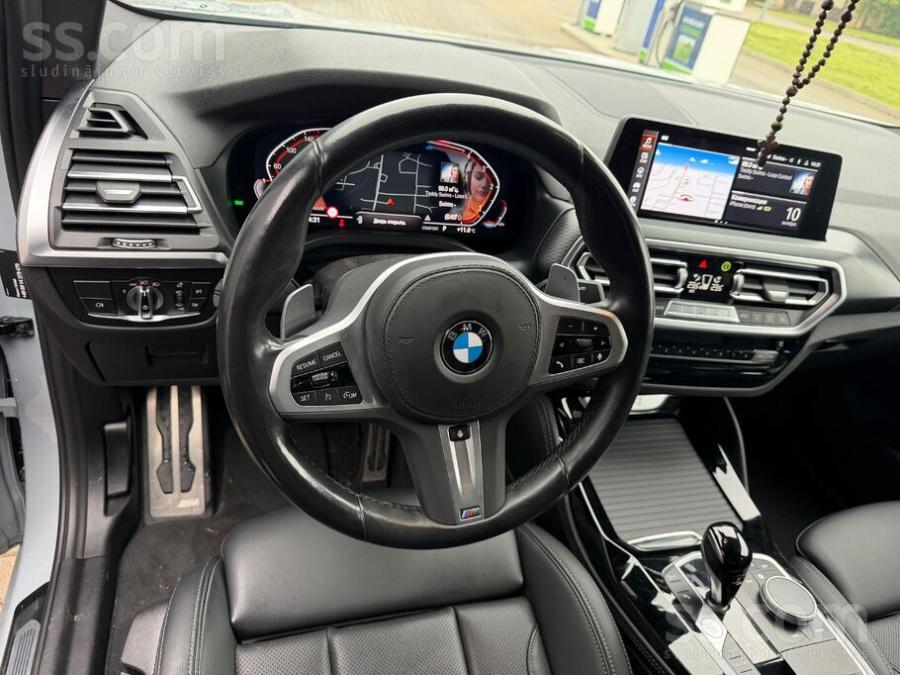 Grey BMW X4 2023 in Jelgava, with an engine capacity of 2.00 L and mileage of 0 thousand km for 42900 €, photo 7 on AUTOMOTO.COM.LV