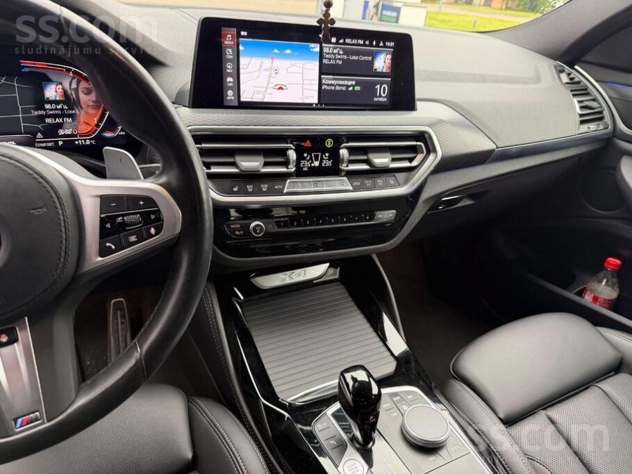Grey BMW X4 2023 in Jelgava, with an engine capacity of 2.00 L and mileage of 0 thousand km for 42900 €, photo 8 on AUTOMOTO.COM.LV
