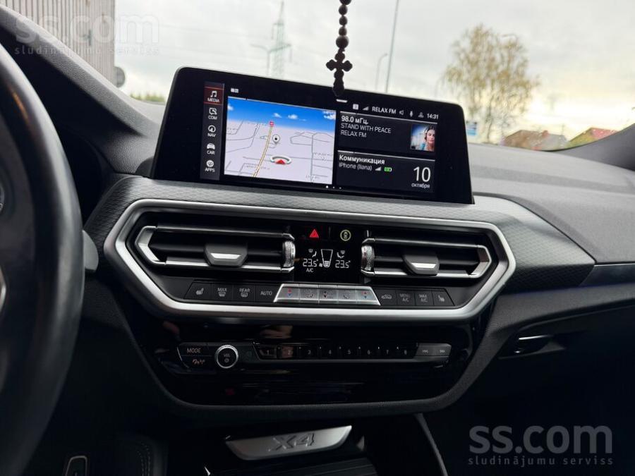 Grey BMW X4 2023 in Jelgava, with an engine capacity of 2.00 L and mileage of 0 thousand km for 42900 €, photo 12 on AUTOMOTO.COM.LV