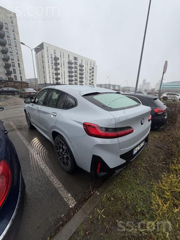 Pelēks BMW X4 2024 Rīga, ar dzinēja tilpumu 2.00 L un nobraukumu 8 tūkst. km par 49900 €, foto 4 vietnē AUTOMOTO.COM.LV