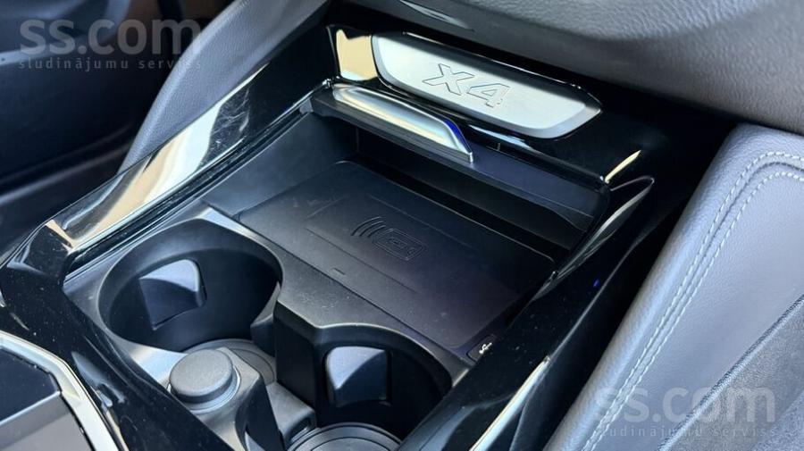 Pelēks BMW X4 2024 Rīga, ar dzinēja tilpumu 2.00 L un nobraukumu 24 tūkst. km par 54900 €, foto 20 vietnē AUTOMOTO.COM.LV