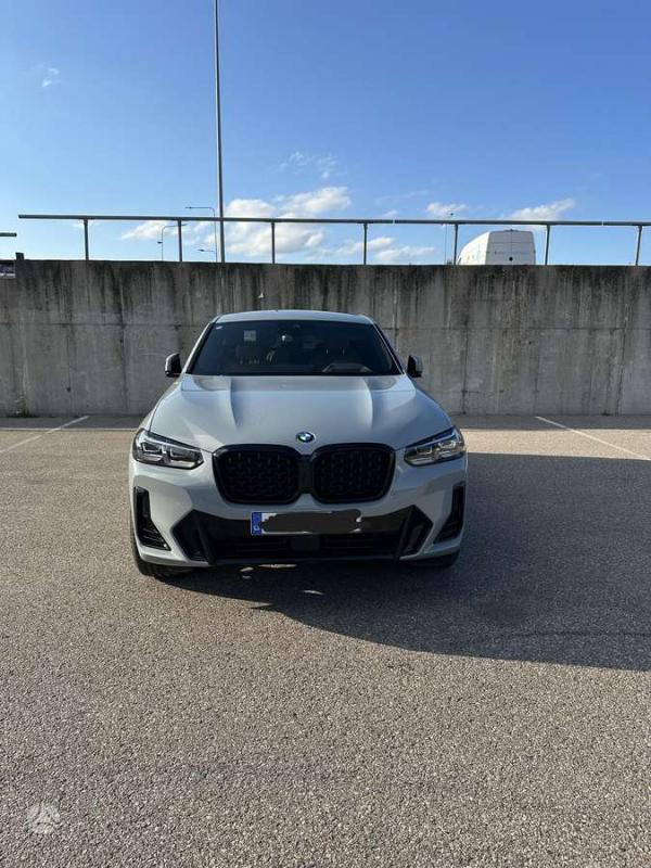 Pelēks BMW X4 2024 Viļņa, ar dzinēja tilpumu 2.00 L un nobraukumu 25 tūkst. km par 49500 €, foto 2 vietnē AUTOMOTO.COM.LV