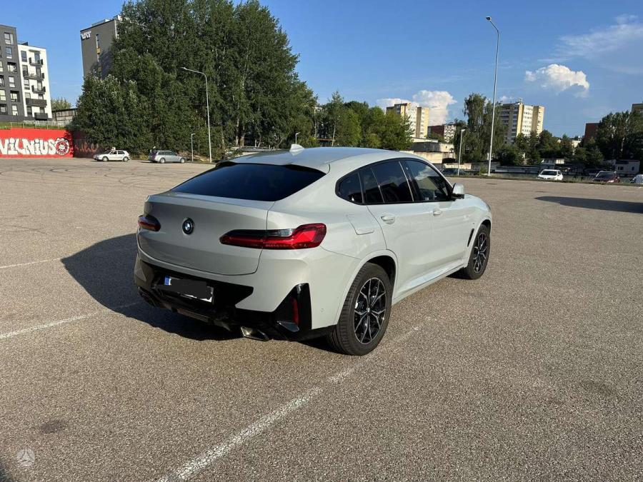 Grey BMW X4 2024 in Vilnius, with an engine capacity of 2.00 L and mileage of 25 thousand km for 49500 €, photo 6 on AUTOMOTO.COM.LV