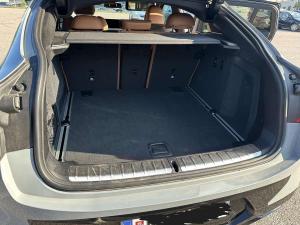 Grey BMW X4 2024 in Vilnius, with an engine capacity of 2.00 L and mileage of 25 thousand km for 49500 €, photo 9 on AUTOMOTO.COM.LV