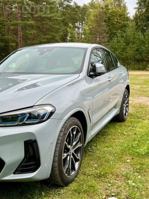 Grey BMW X4 2024 in Riga, with an engine capacity of 2.00 L and mileage of 0 thousand km for 53500 €, photo 8 on AUTOMOTO.COM.LV