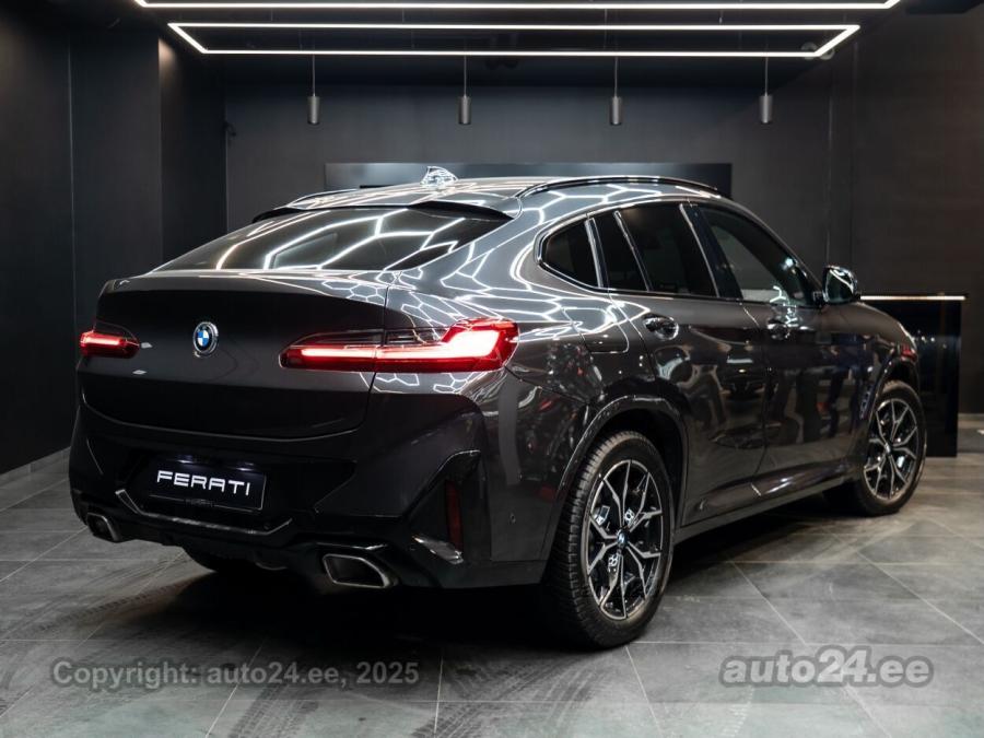Pelēks BMW X4 2021 Tallina, ar dzinēja tilpumu 3.00 L un nobraukumu 76 tūkst. km par 48900 €, foto 2 vietnē AUTOMOTO.COM.LV