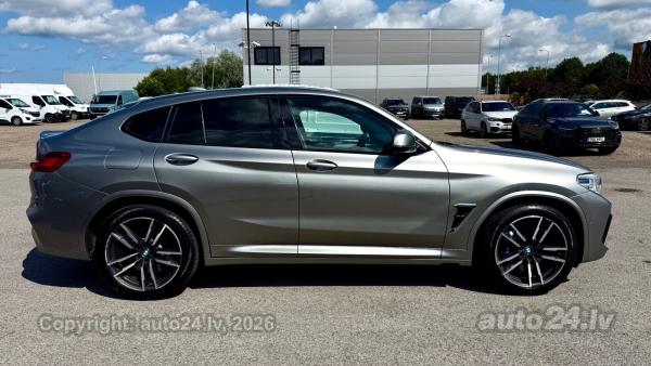 Pelēks BMW X4 2020 Tallina, ar dzinēja tilpumu 3.00 L un nobraukumu 101 tūkst. km par 37000 €, foto 5 vietnē AUTOMOTO.COM.LV