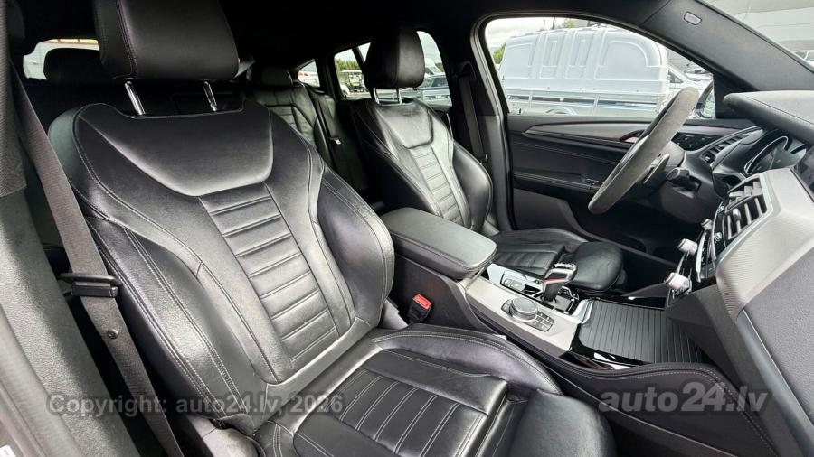 Grey BMW X4 2020 in Tallinn, with an engine capacity of 3.00 L and mileage of 101 thousand km for 37000 €, photo 28 on AUTOMOTO.COM.LV