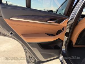 Pelēks BMW X4 2020 Tallina, ar dzinēja tilpumu 2.00 L un nobraukumu 58 tūkst. km par 39999 €, foto 18 vietnē AUTOMOTO.COM.LV