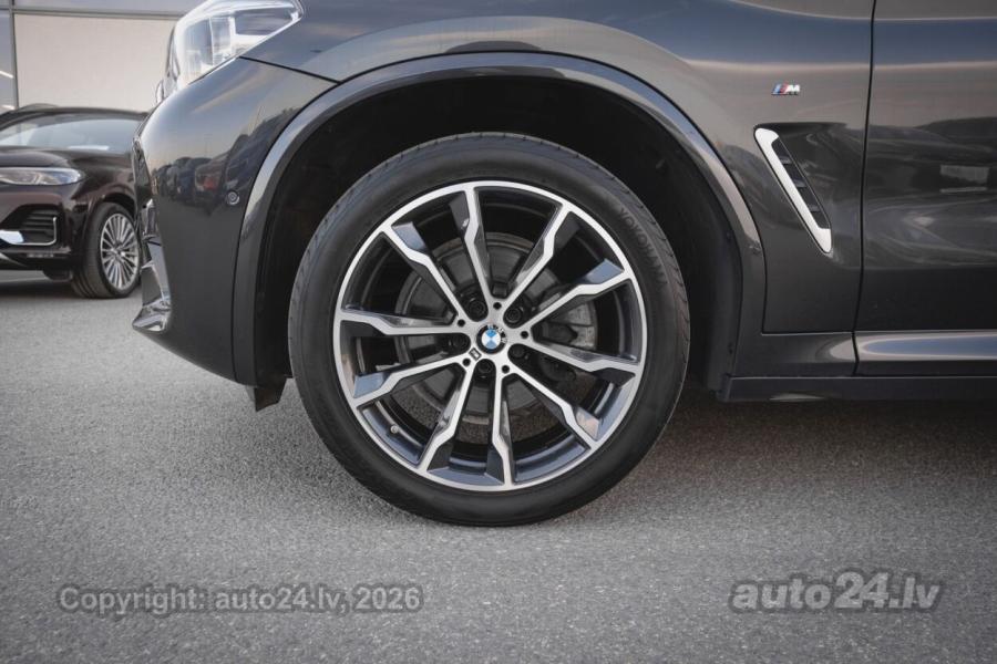 Pelēks BMW X4 2021 Tartu, ar dzinēja tilpumu 2.00 L un nobraukumu 63 tūkst. km par 41900 €, foto 26 vietnē AUTOMOTO.COM.LV