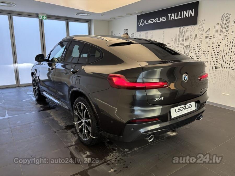 Grey BMW X4 2019 in Tallinn, with an engine capacity of 3.00 L and mileage of 139 thousand km for 32900 €, photo 2 on AUTOMOTO.COM.LV