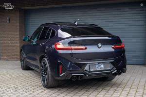 Black BMW x4-m 2021 in Marijampole, with an engine capacity of 3.00 L and mileage of 110 thousand km for 45950 €, photo 10 on AUTOMOTO.COM.LV