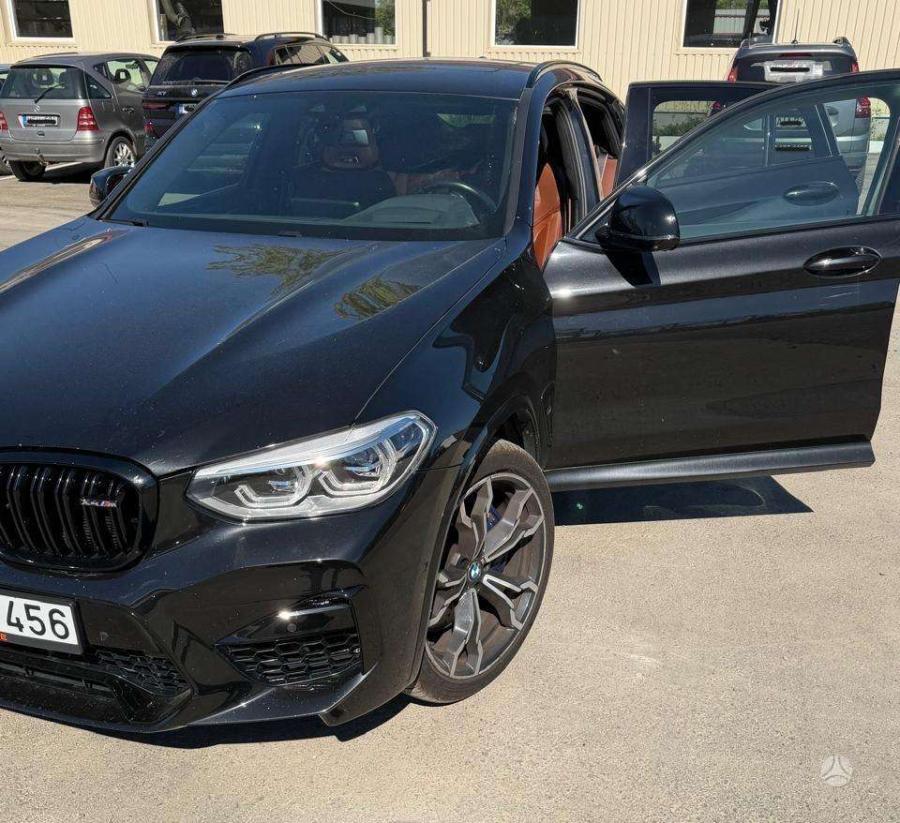 Melns BMW x4-m 2021 Klaipėda, ar dzinēja tilpumu 2.99 L un nobraukumu 85 tūkst. km par 42000 €, foto 4 vietnē AUTOMOTO.COM.LV