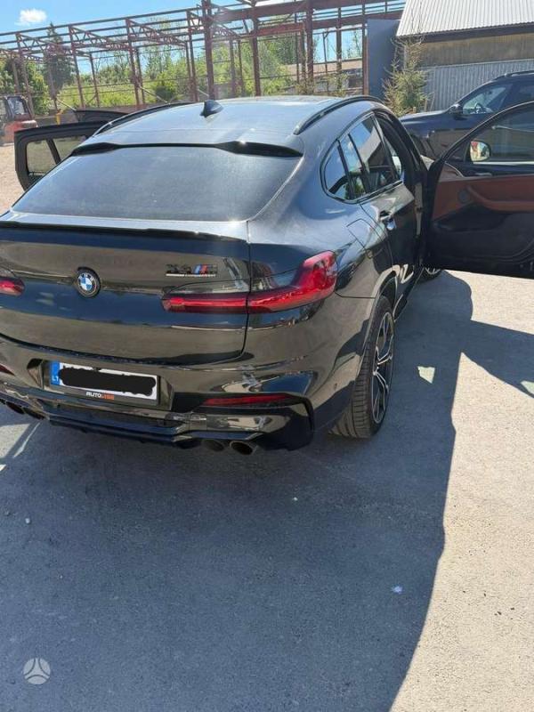 Melns BMW x4-m 2021 Klaipėda, ar dzinēja tilpumu 2.99 L un nobraukumu 85 tūkst. km par 42000 €, foto 4 vietnē AUTOMOTO.COM.LV