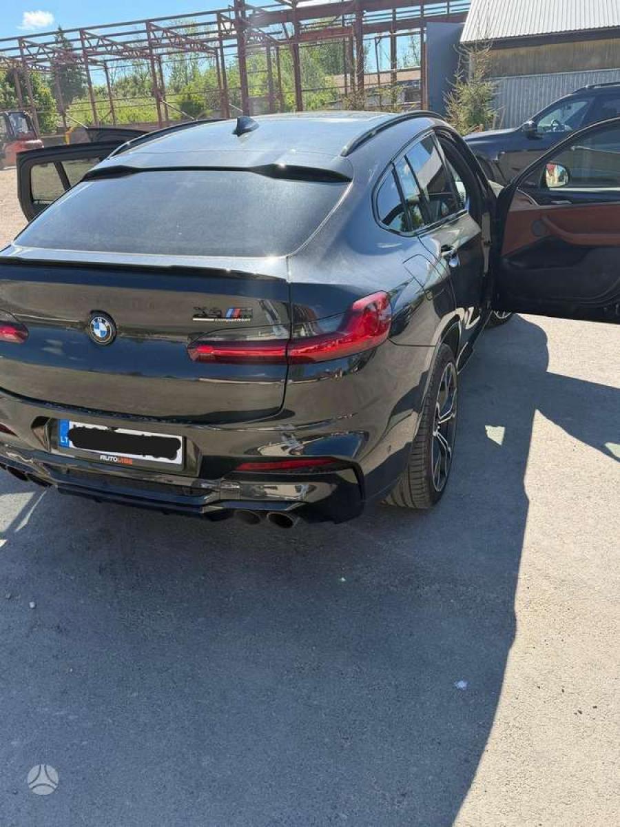 Melns BMW x4-m 2021 Klaipėda, ar dzinēja tilpumu 2.99 L un nobraukumu 85 tūkst. km par 42000 €, foto 5 vietnē AUTOMOTO.COM.LV