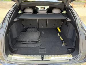 Black BMW x4-m 2021 in Klaipeda, with an engine capacity of 3.00 L and mileage of 52 thousand km for 45888 €, photo 11 on AUTOMOTO.COM.LV