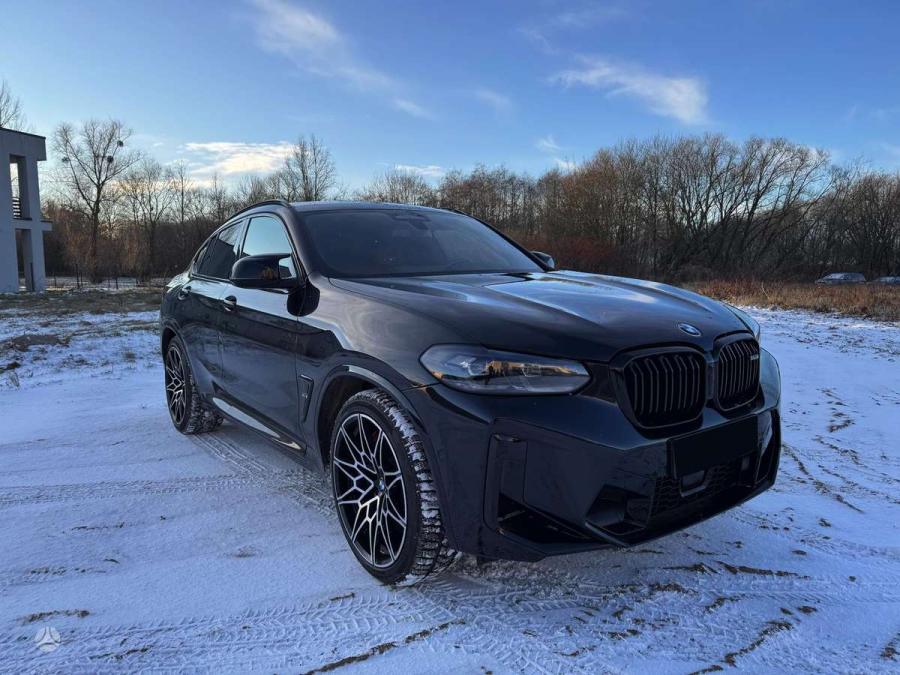 Black BMW x4-m 2024 in Kaunas, with an engine capacity of 2.99 L and mileage of 19 thousand km for 63000 €, photo 1 on AUTOMOTO.COM.LV