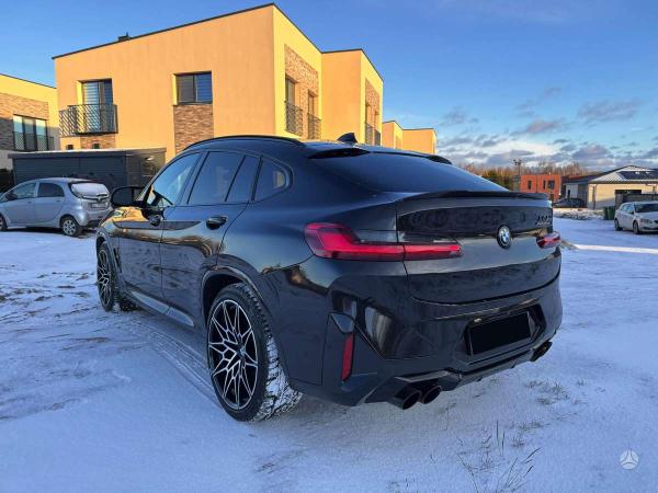 Black BMW x4-m 2024 in Kaunas, with an engine capacity of 2.99 L and mileage of 19 thousand km for 63000 €, photo 4 on AUTOMOTO.COM.LV