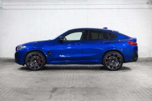 BMW x4-m 2022 in Vilnius, with an engine capacity of 3.00 L and mileage of 50 thousand km for 64993 €, photo 3 on AUTOMOTO.COM.LV